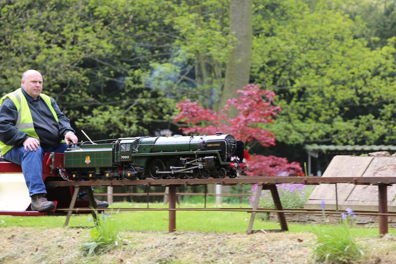 New Track – Photo Albums – Scunthorpe Society of Model Engineers
